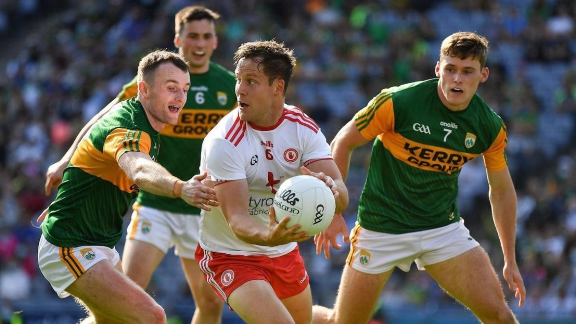 Gaelic Football: Pre-Season Strength & Power Program | Training